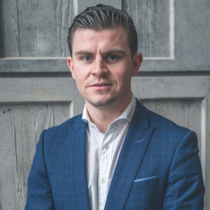 Darragh Mackin acting for Summerland fire victims’ families | Irish ...